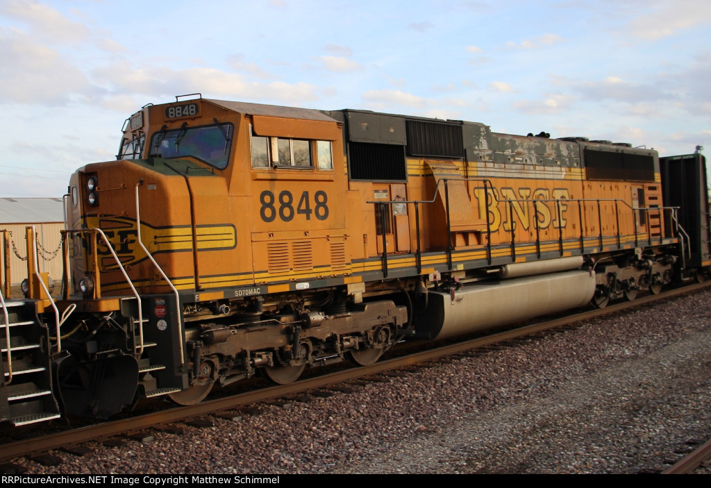 BNSF 8848